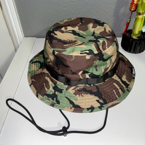 Neff | Accessories | Mens Neff Army Camo Camouflage Bucket Hat Os ...